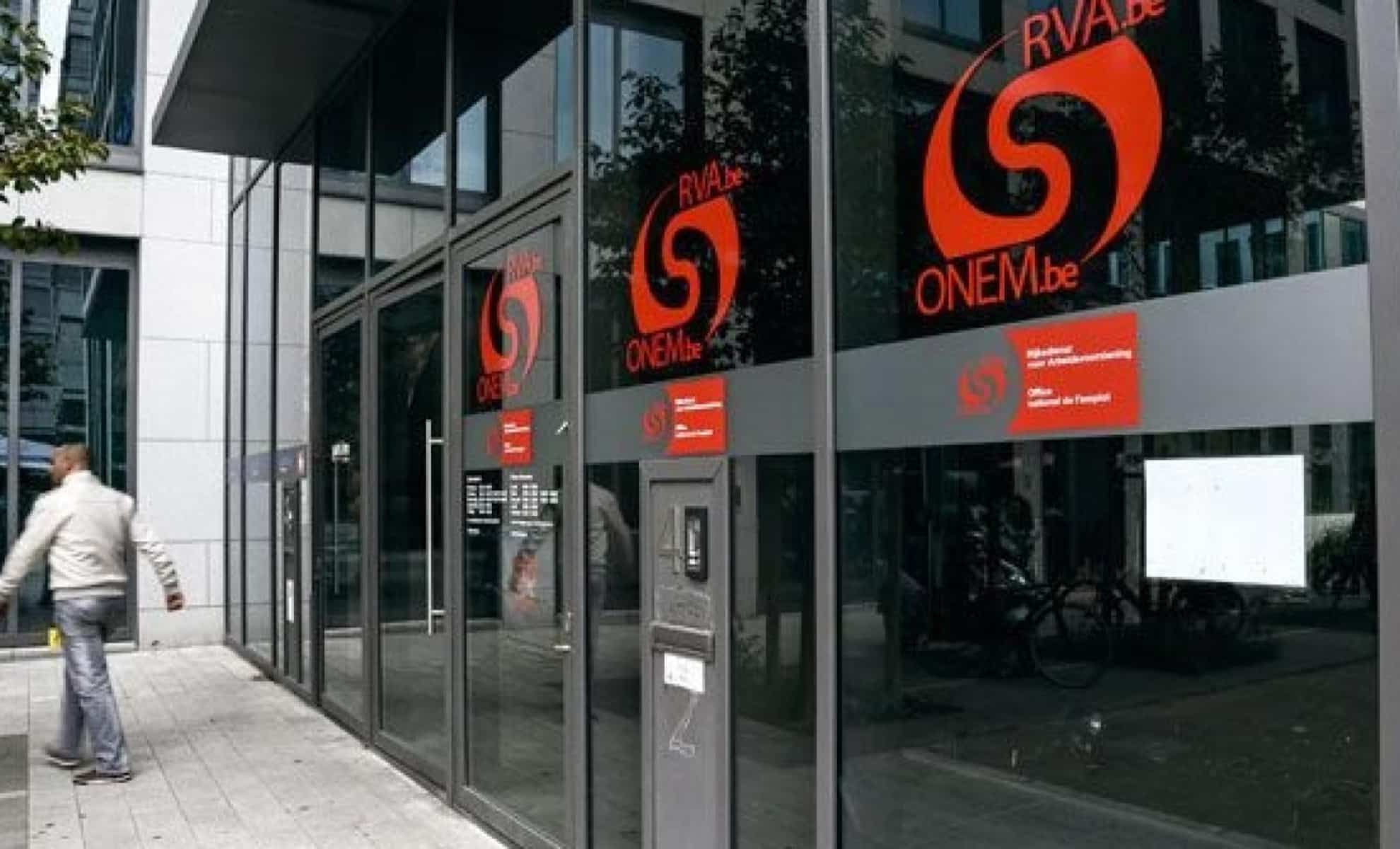 Remboursements massifs imposés par l’ONEM, plus de 60.000 Belges dans ...