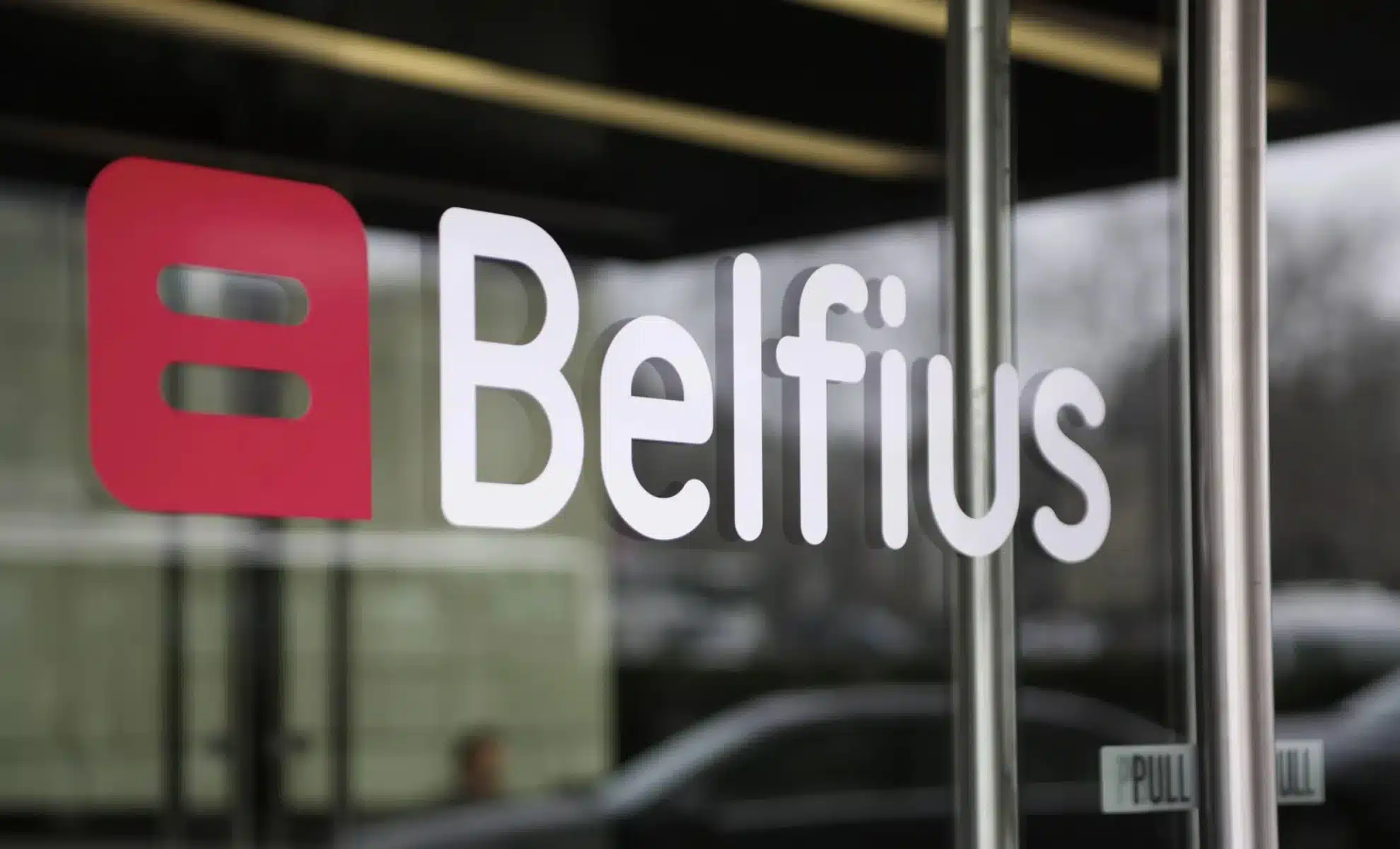 Belfius abaisse une nouvelle fois les taux de ses comptes d’épargne à ...