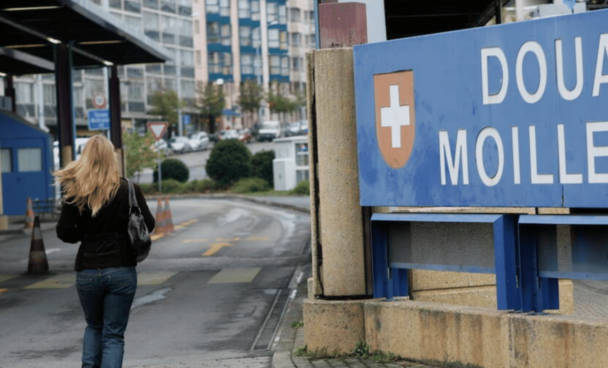 Le nombre de travailleurs frontaliers en Suisse atteint un record