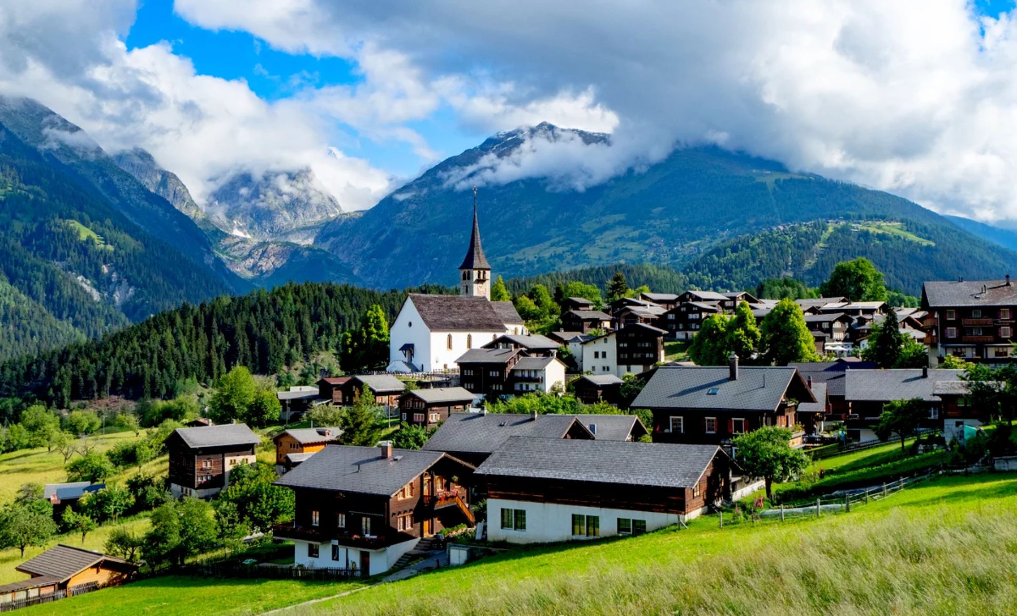 Le Valais classé parmi les 5 meilleures destinations pour 2025