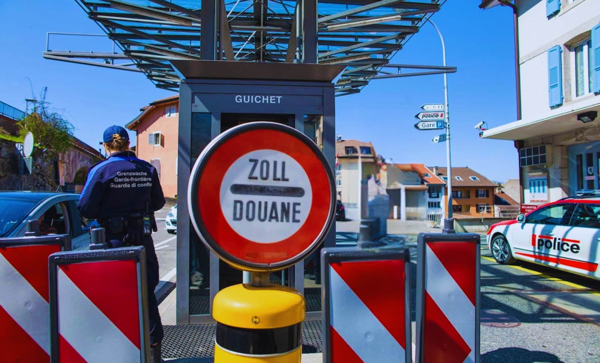 Douanes Suisses Ce Que La Nouvelle Loi Va Changer