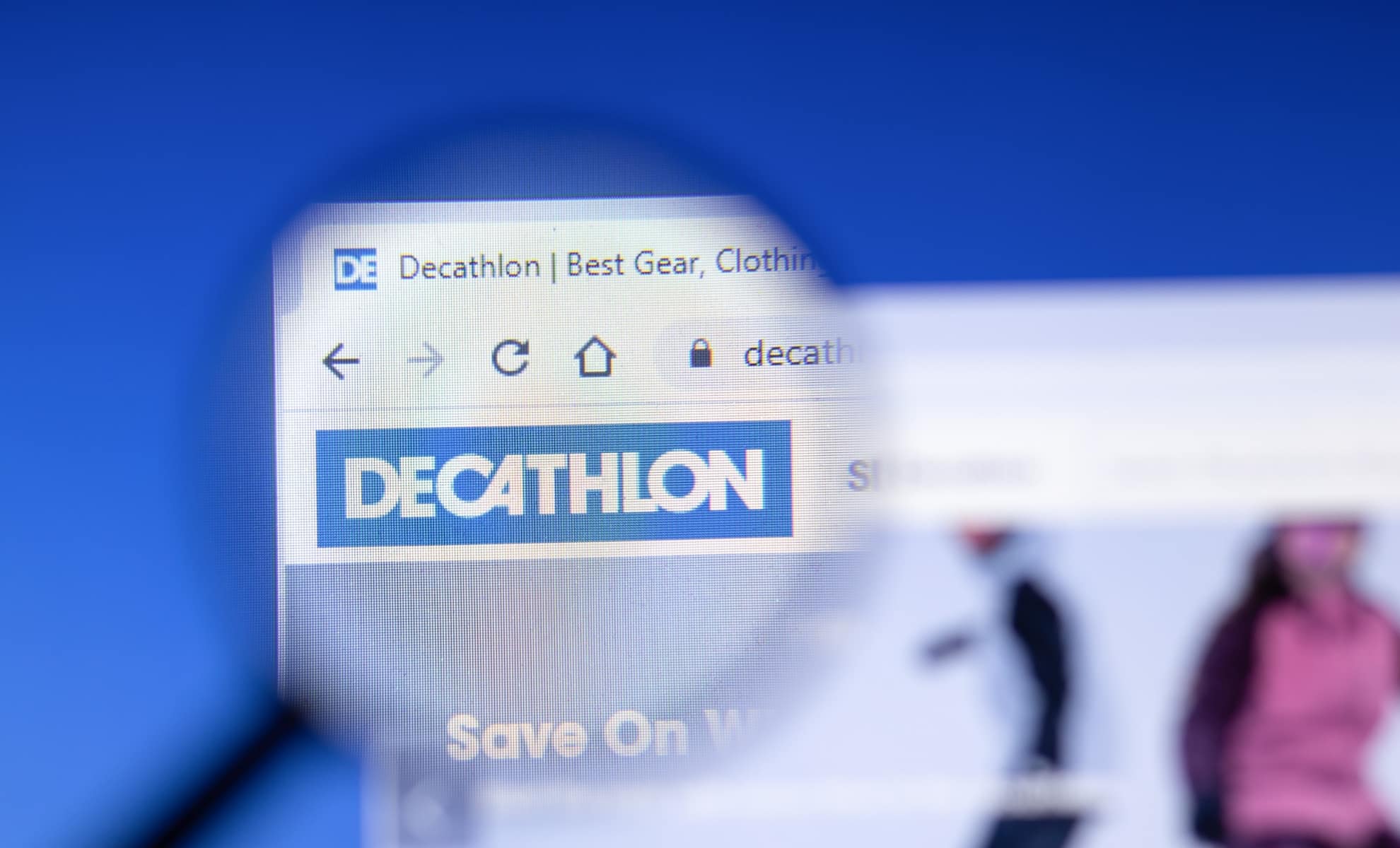 Attention à cette arnaque au sac à dos Decathlon qui sévit sur Facebook