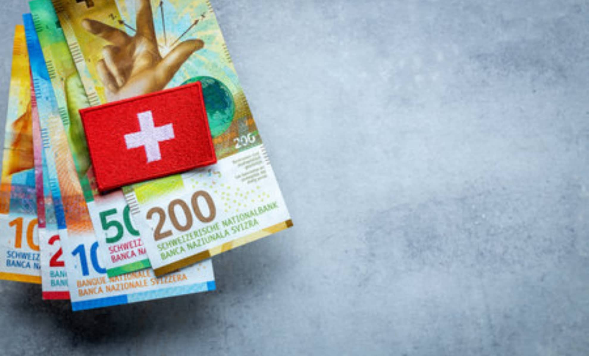 La BNS dévoile les nouveaux billets de banque, les Suisses appelés à ...