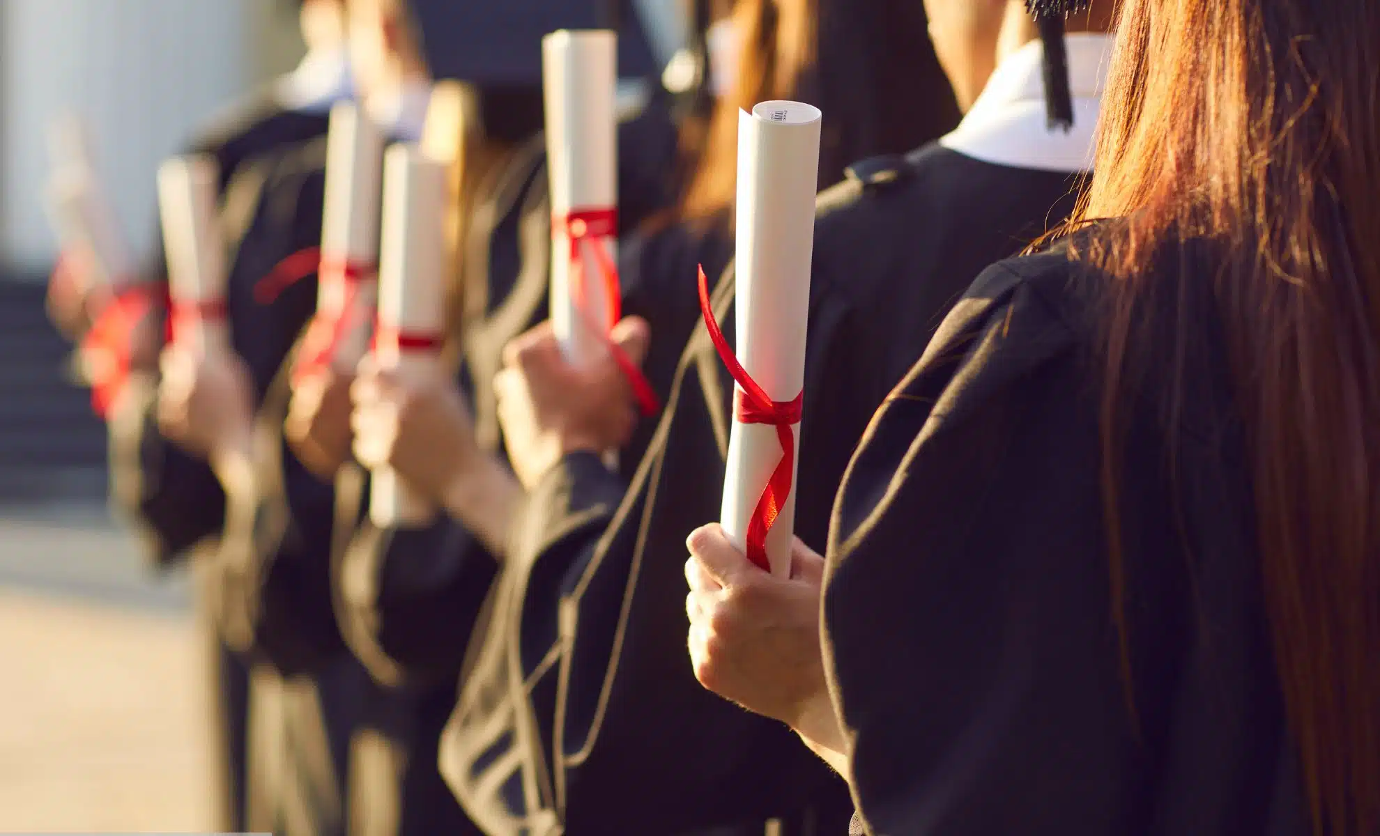 Un diplôme suisse selon votre adresse : voici les régions où vivent les ...