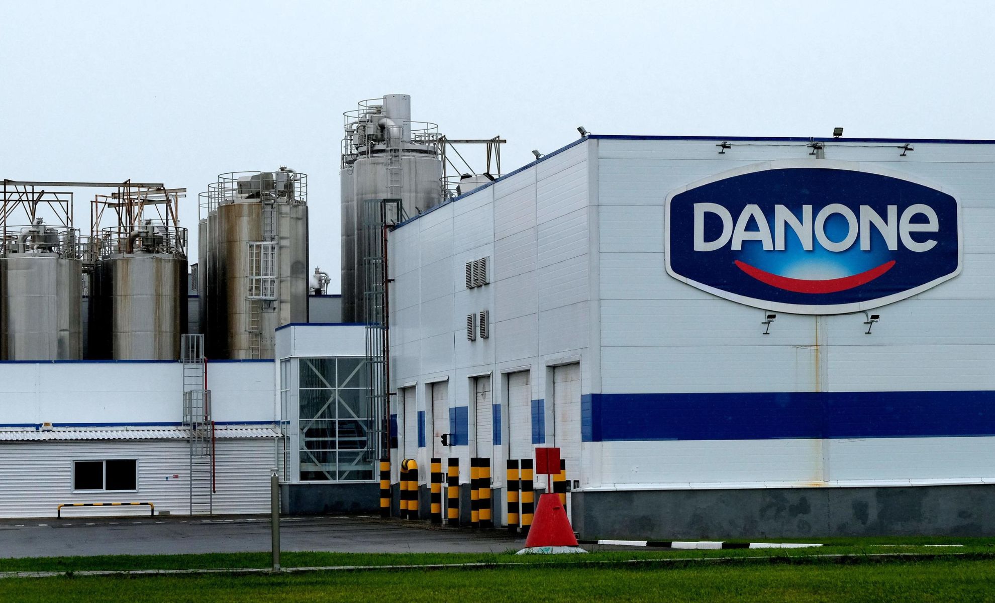 Danone : pourquoi l'entreprise retire-t-elle le Nutri-Score de ses ...