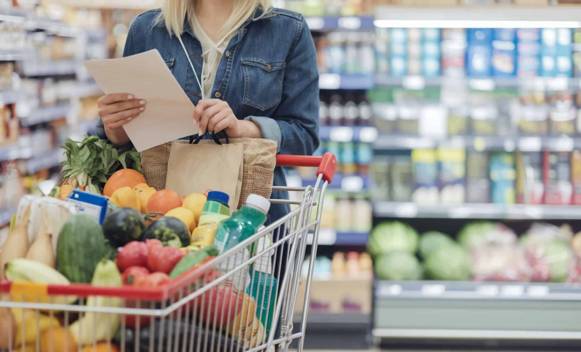 Inflation : en 2024, les Français ont acheté moins et privilégié les ...