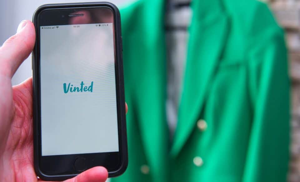 Vinted : des vêtements neufs achetés sur Aliexpress et Temu vendus en ...