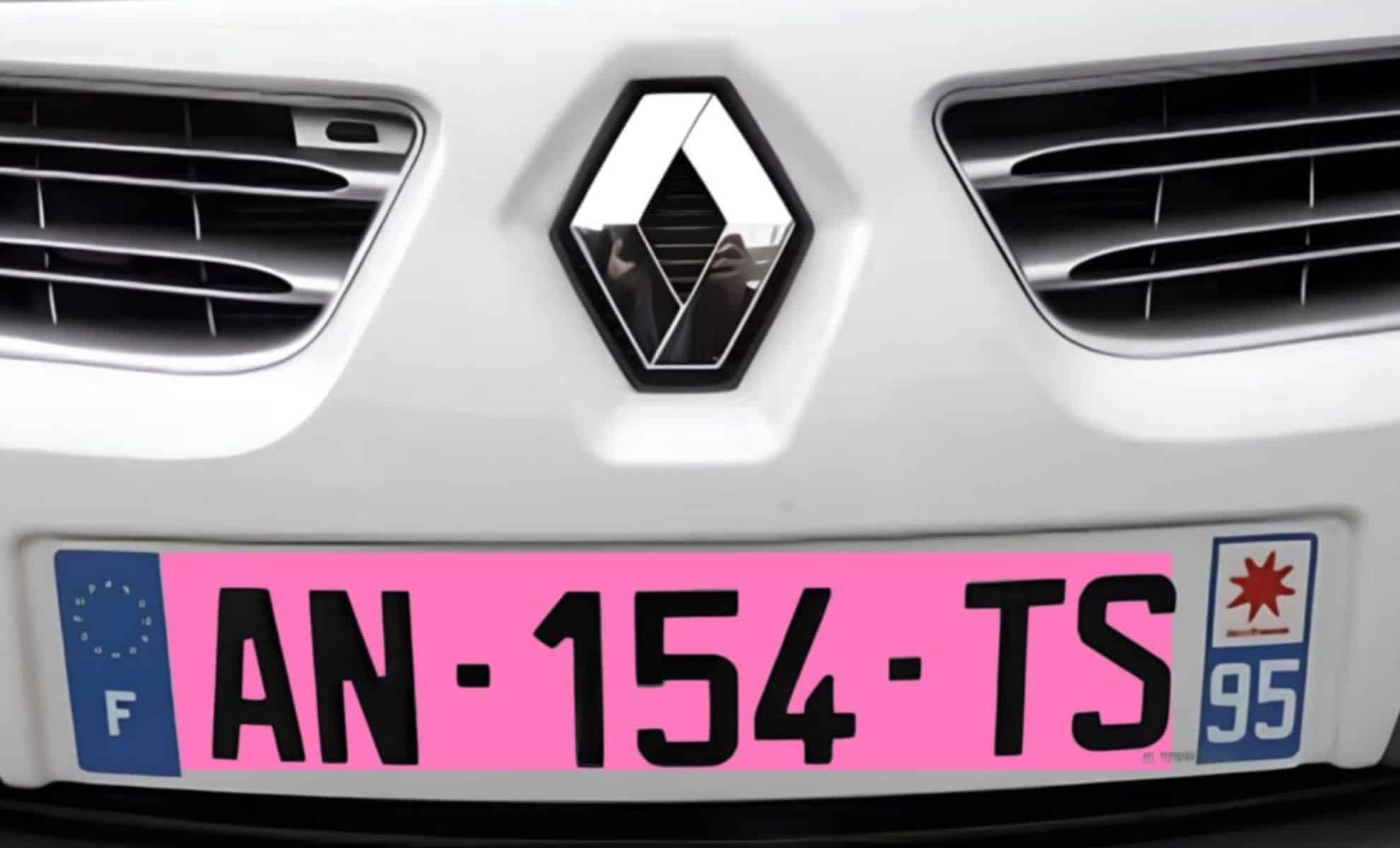 Plaques d’immatriculation roses en 2026 : ce que les automobilistes ...